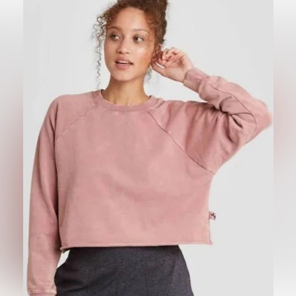 JoyLab | Tops | Joy Lab Crop Workout Sweatshirt | Poshmark